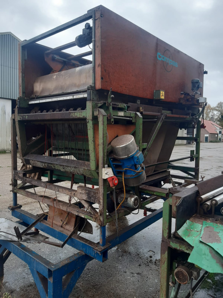 Plumat met rollensorteerder | HB Veilen B.V.