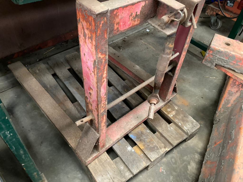 Pallet drager | HB Veilen B.V.