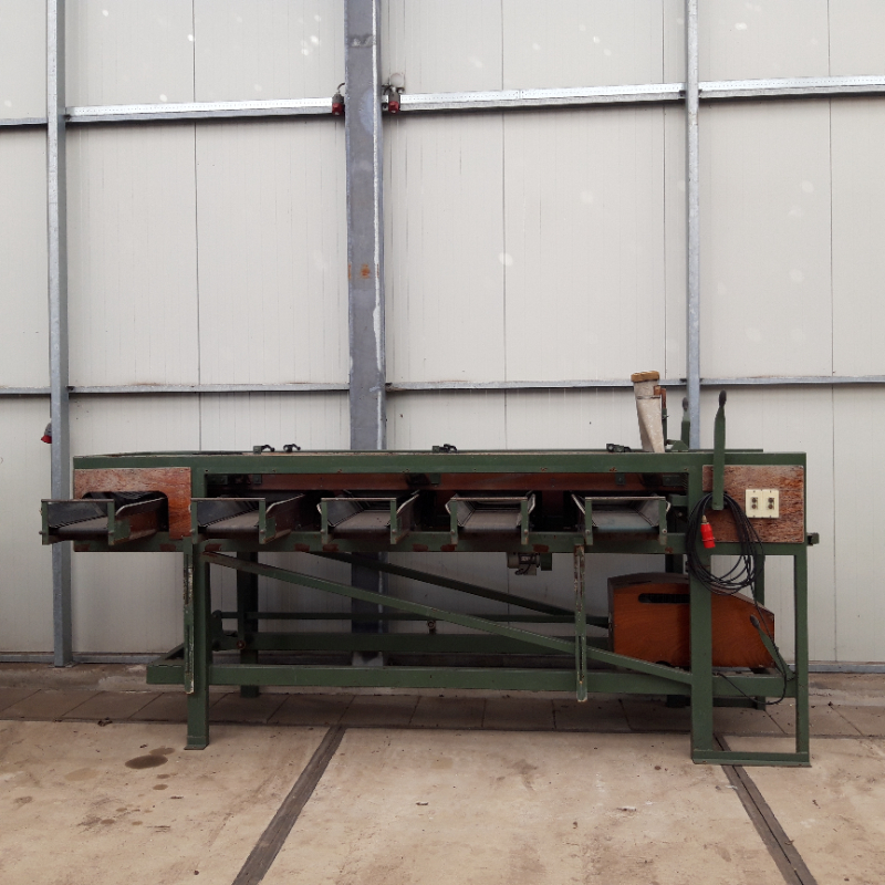 Sorteermachine met elevator | HB Veilen B.V.