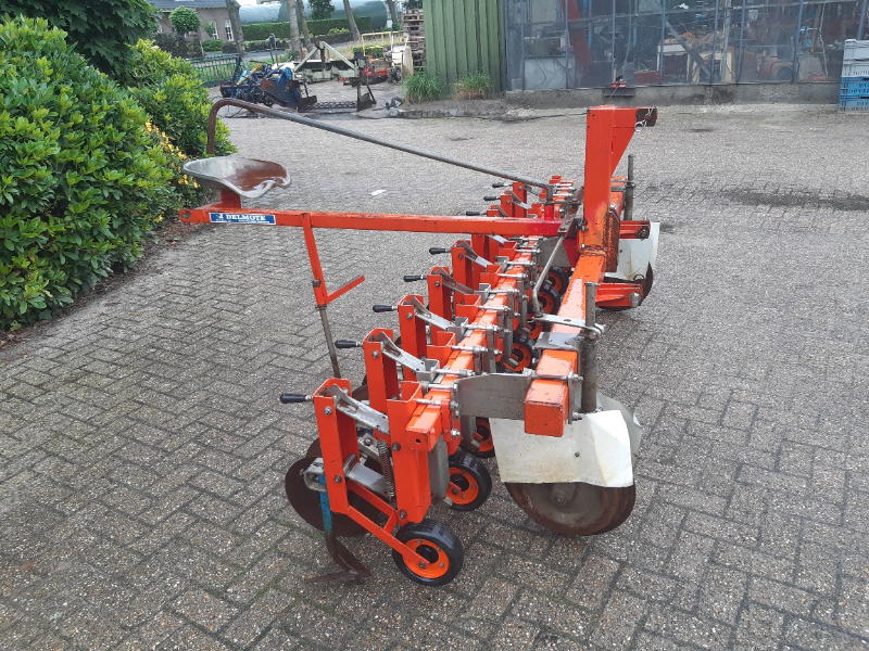 Schoffelmachine | HB Veilen B.V.