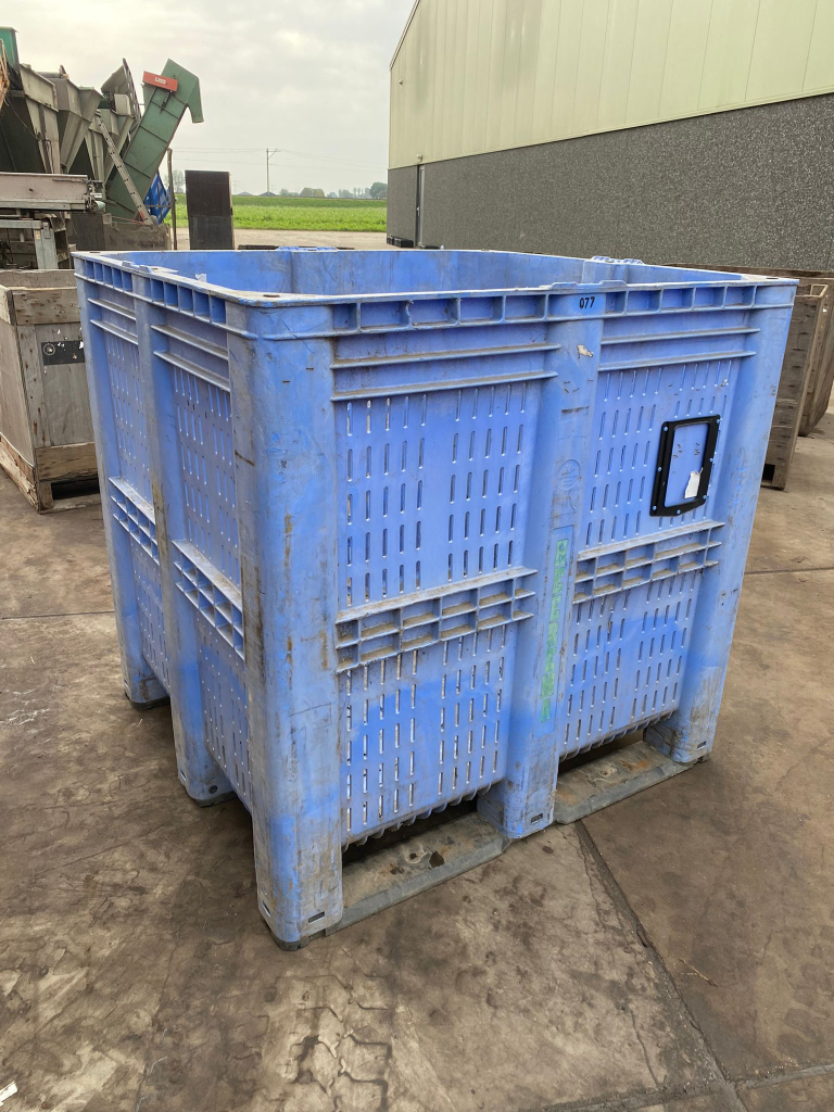 Kunststof kisten | HB Veilen B.V.