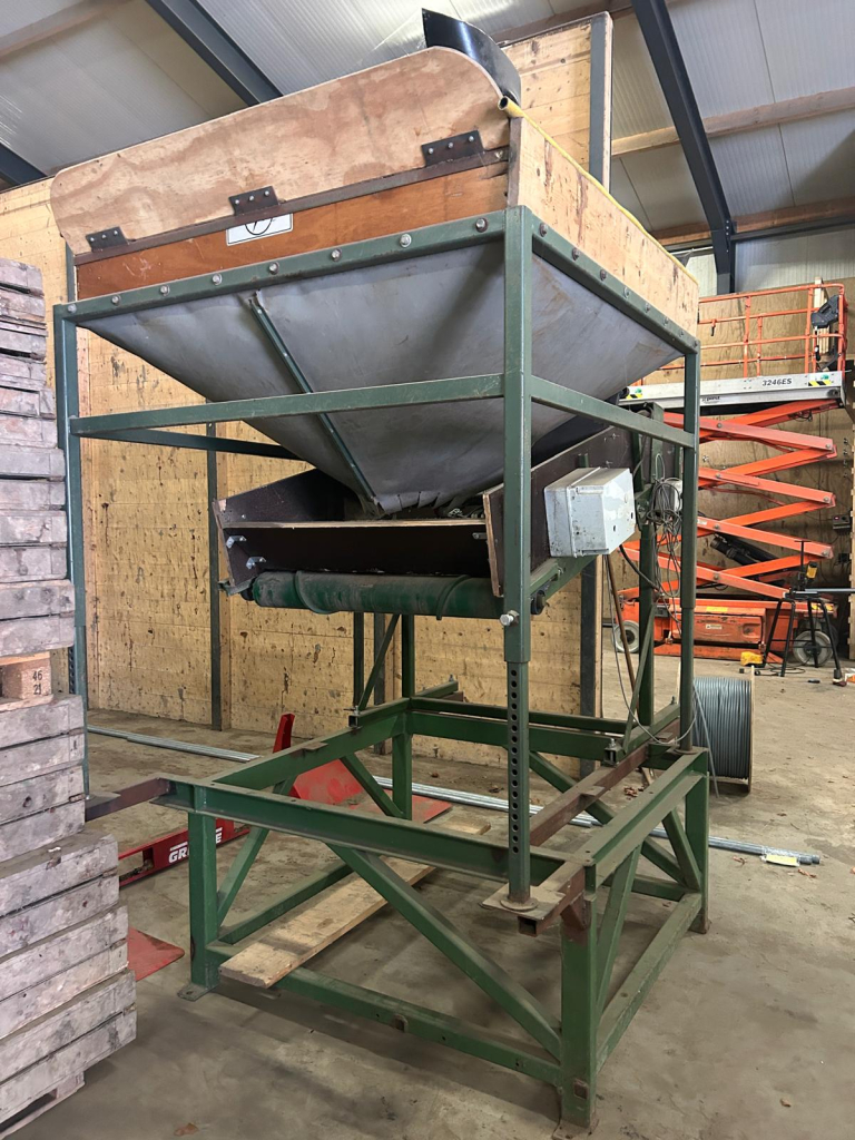 Bunkerdoseerelevator | HB Veilen B.V.