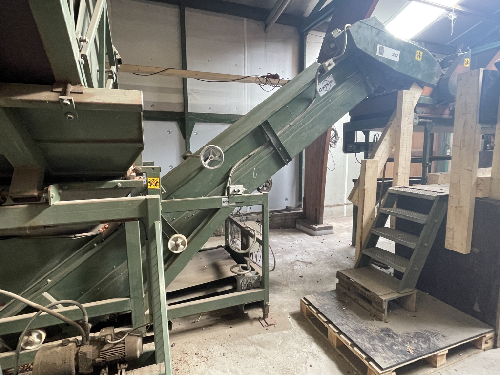 Bunkerdoseerelevator | HB Veilen B.V.