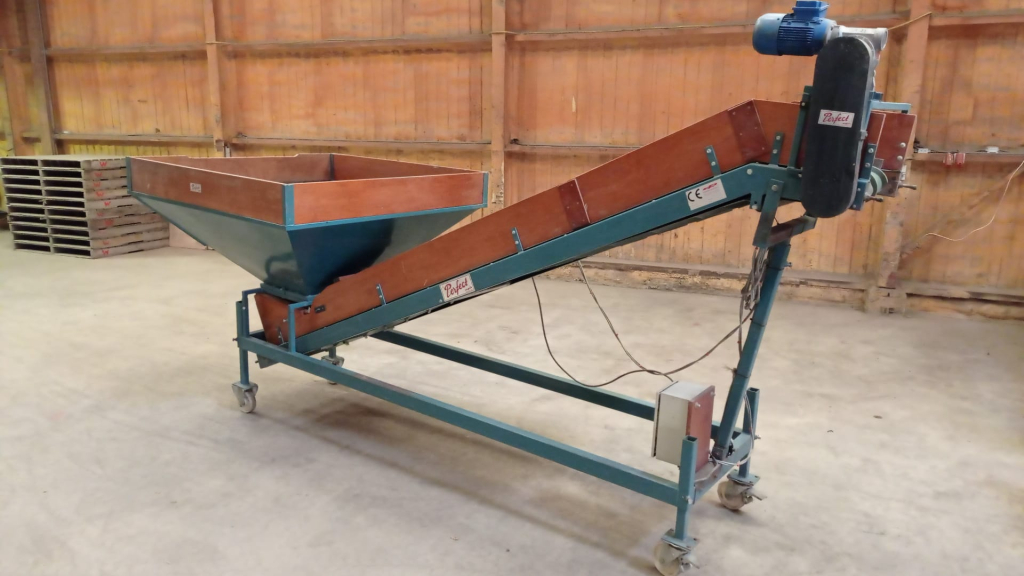 Bunkerdoseerelevator | HB Veilen B.V.