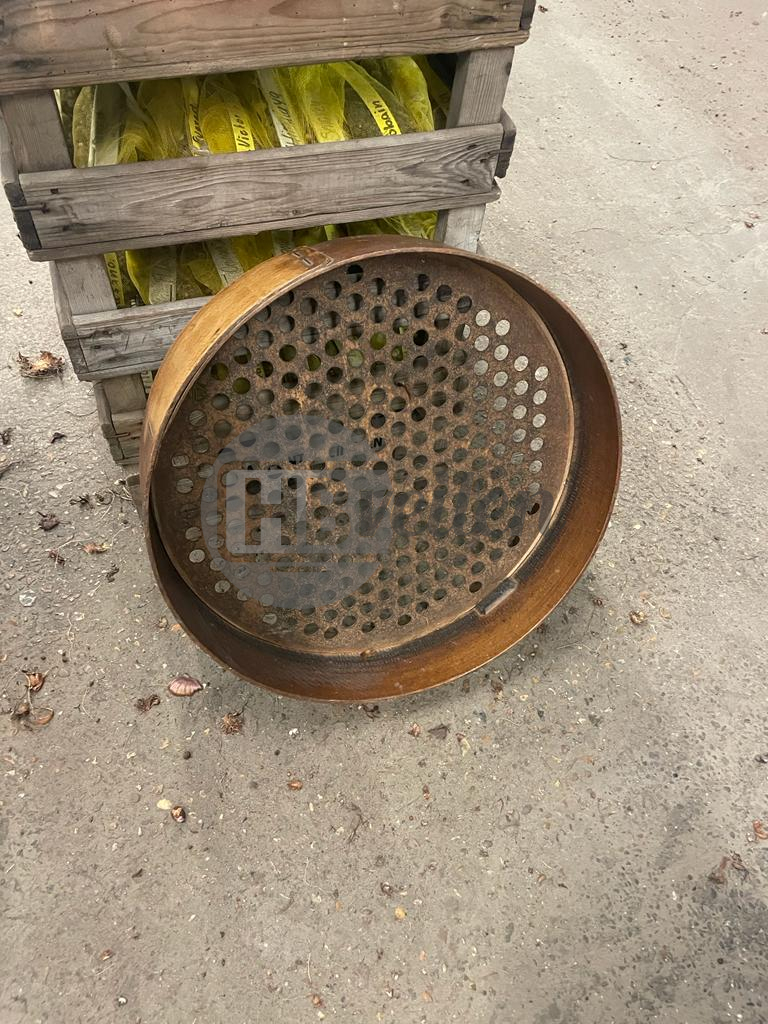 Bollen zeef / maat | HB Veilen B.V.