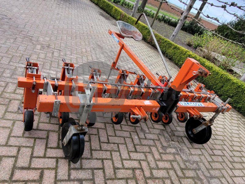 Schoffelmachine | HB Veilen B.V.